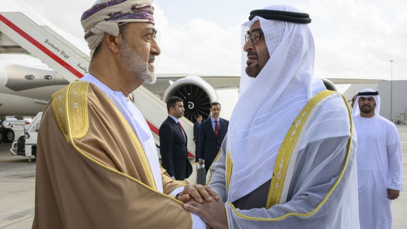 Sultan Haitham bin Tariq meets Sheikh Mohammed bin Zayed in Abu Dhabi | Al Bawaba